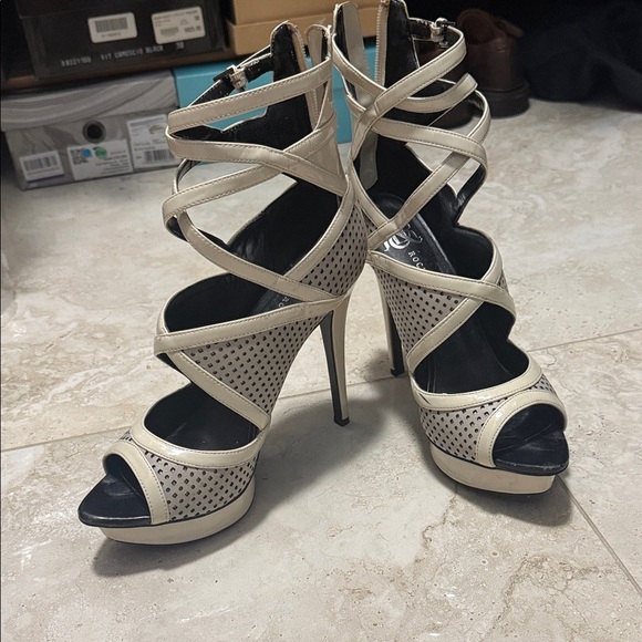 Rock & Republic | Shoes | Rockrepublic Cream Strappy Platform 5 ...